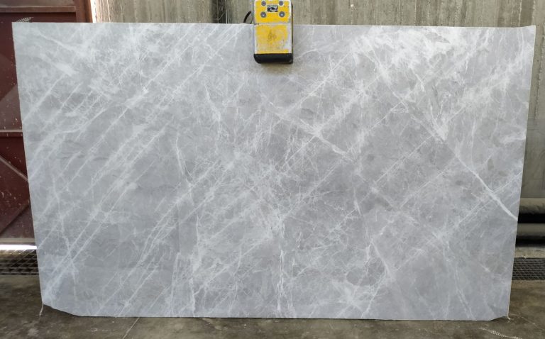 Desert Silver - Apex Stone